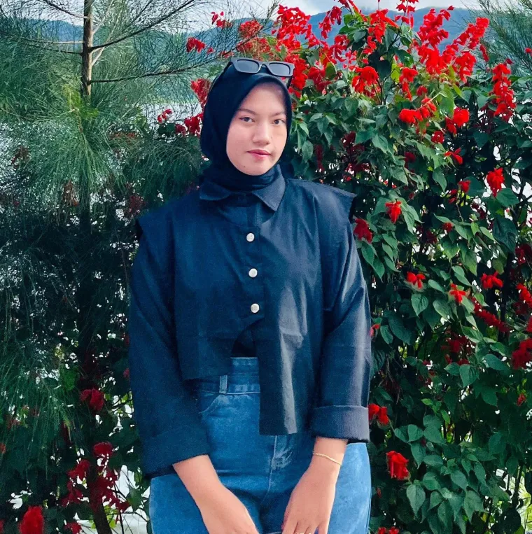 Nabila Zahara: Mengenal Pepatah Minang, Bara Katajam Ladiang, Labiah ...
